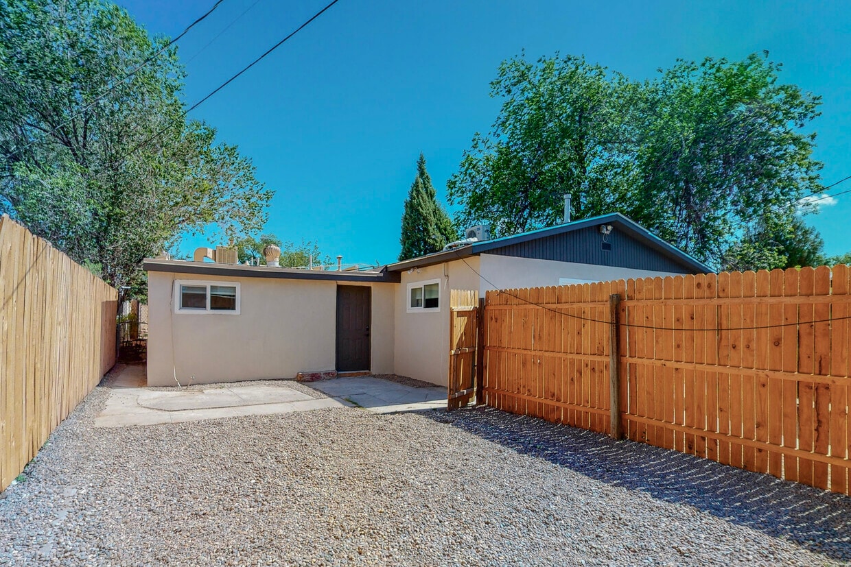 2124 Eton Ave SE Unit B.1340714, Albuquerque, NM 87106 | Apartments.com