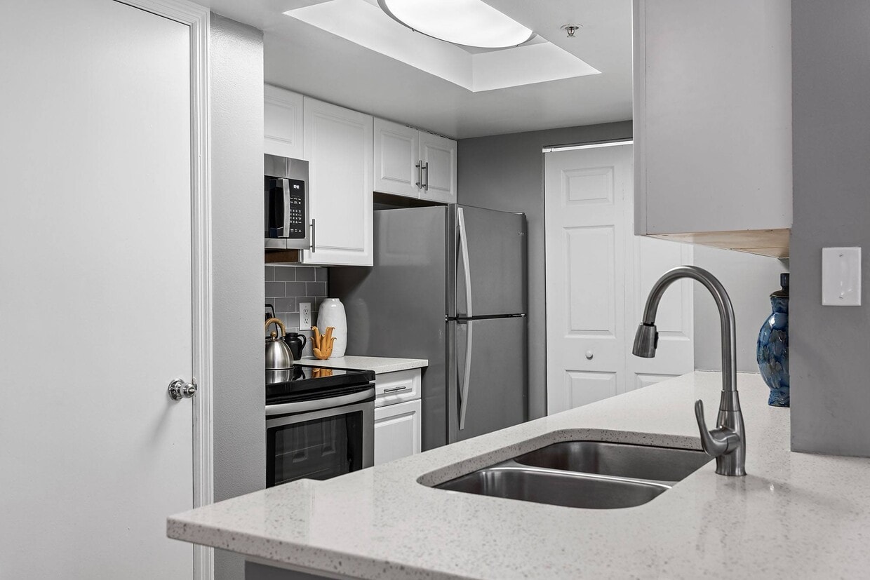 The Palms at Davie - 11000 Cameron Ct Davie, FL 33324 | Apartments.com