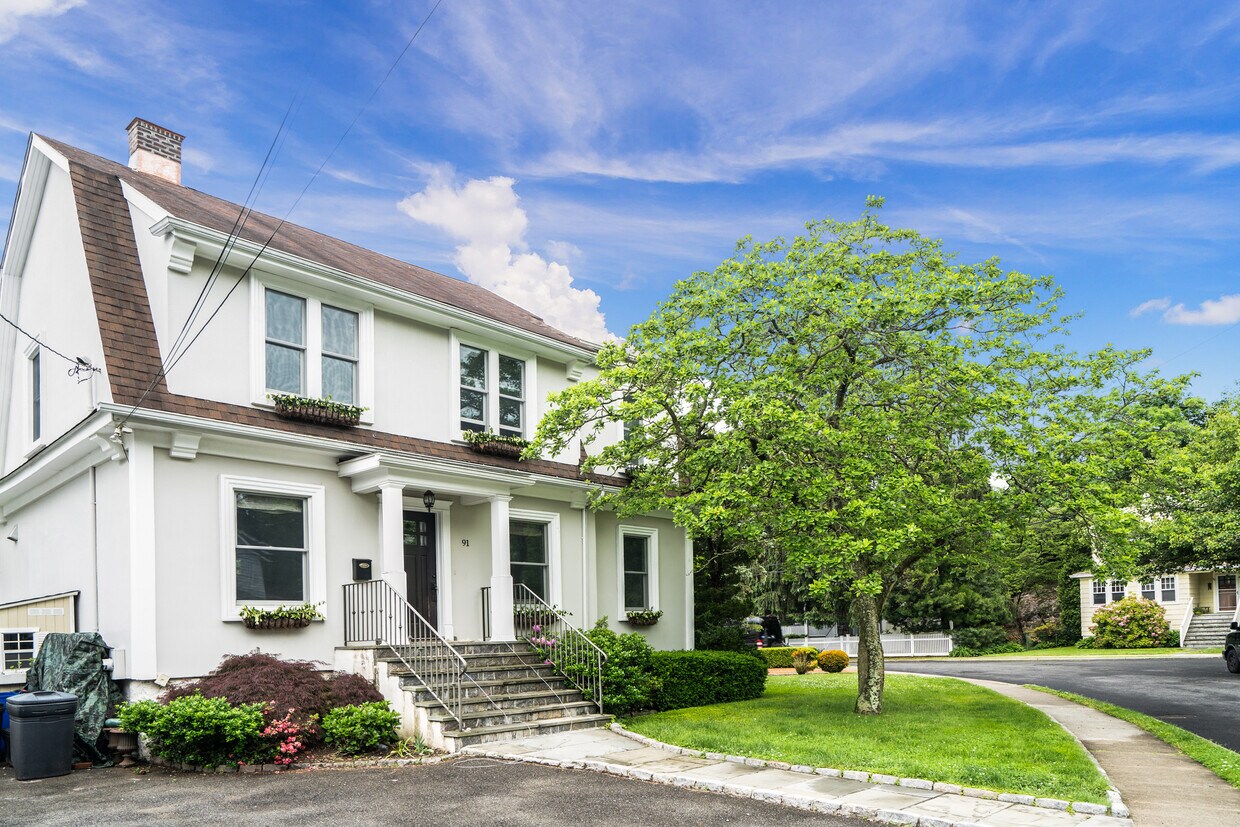 91 Grapal St, Rye, NY 10580 - House Rental in Rye, NY | Apartments.com