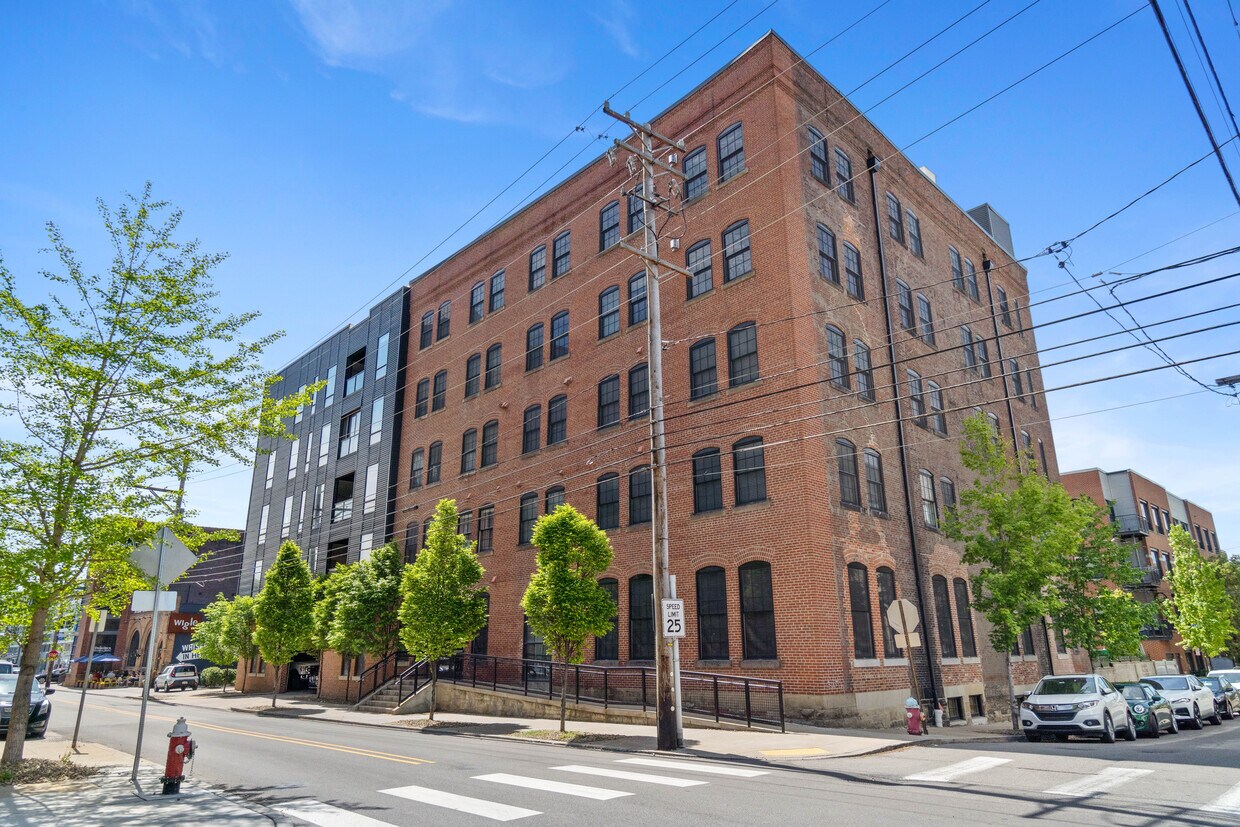 2419 Smallman St Unit 301, Pittsburgh, PA 15222 - Condo for Rent in ...