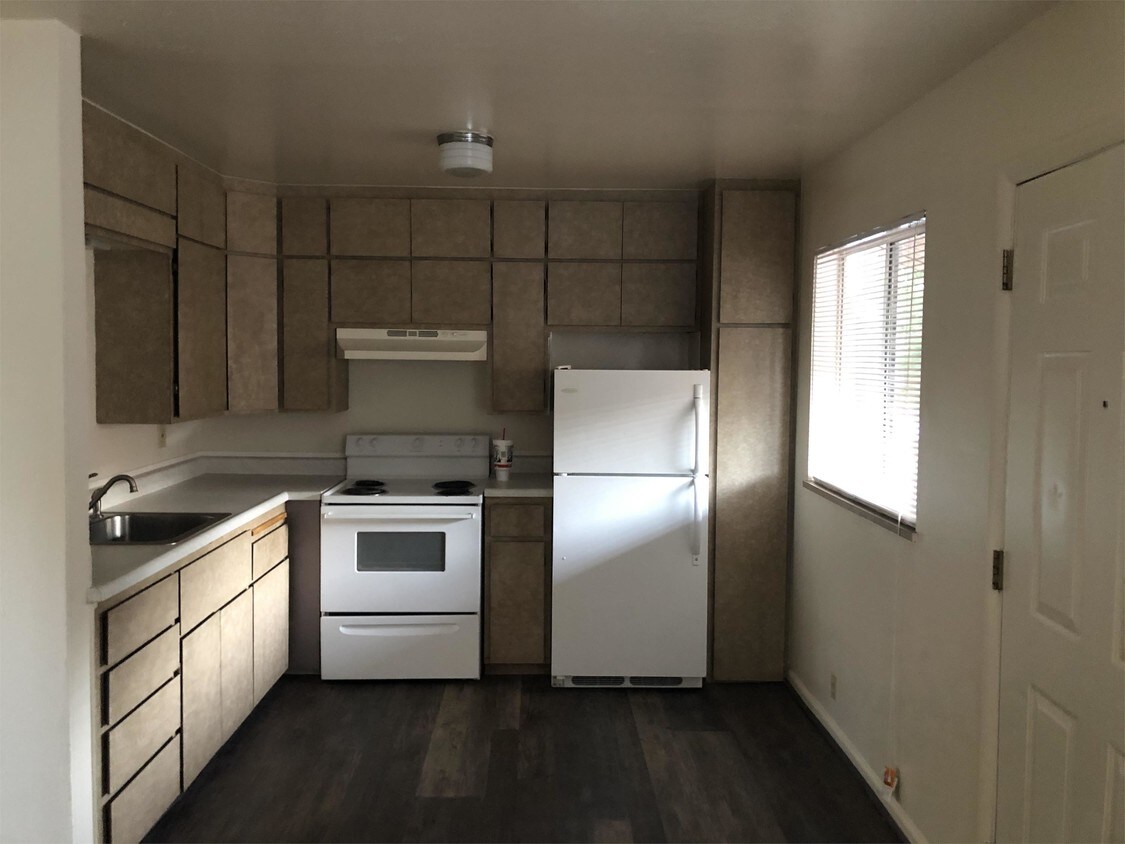 130 Chism St Unit 10, Reno, NV 89503 - Room for Rent in Reno, NV ...