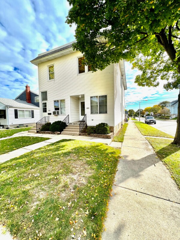 2378 S 64th St Unit Lower, West Allis, WI 53219 | Apartments.com