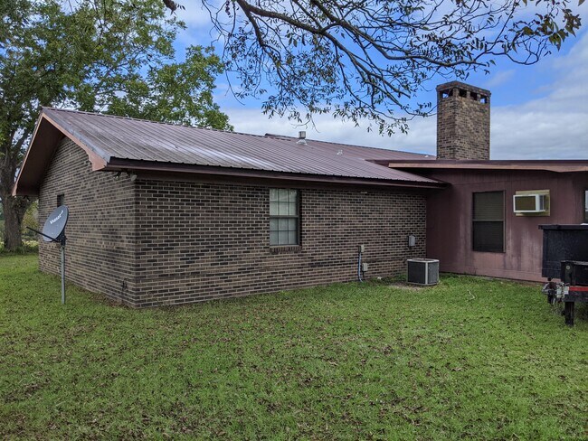2368 Cedar Rd, Mount Vernon, GA 30445 - House Rental in Mount Vernon, GA | Apartments.com