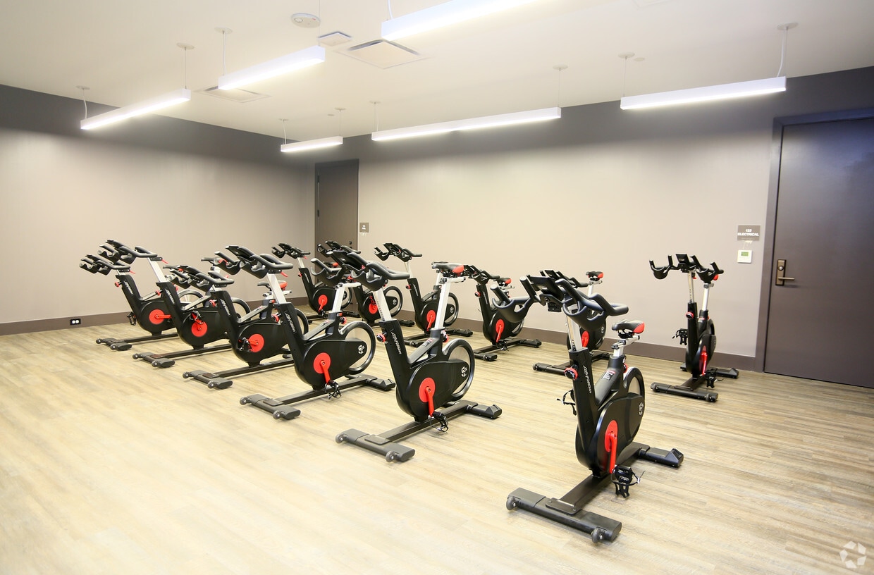225 N Calvert - 225 N Calvert St Baltimore, MD 21202 | Apartments.com