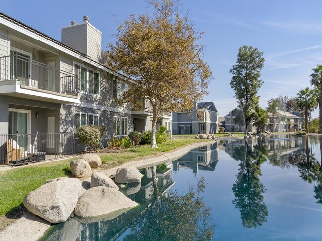 Edgewater Isle Apartments and Townhomes - Apartments in Hanford, CA ...