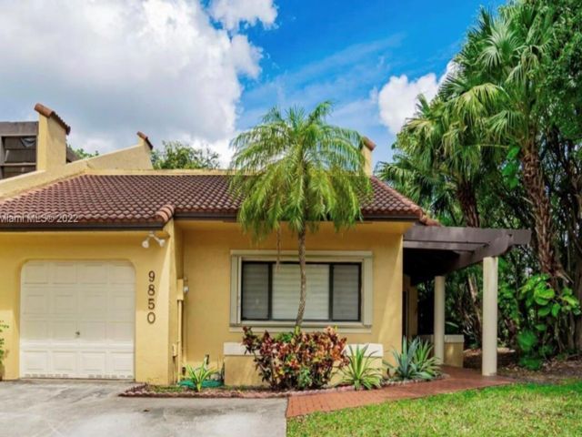 9850 Costa Del Sol Blvd, Doral, FL 33178 - House Rental in Doral, FL ...