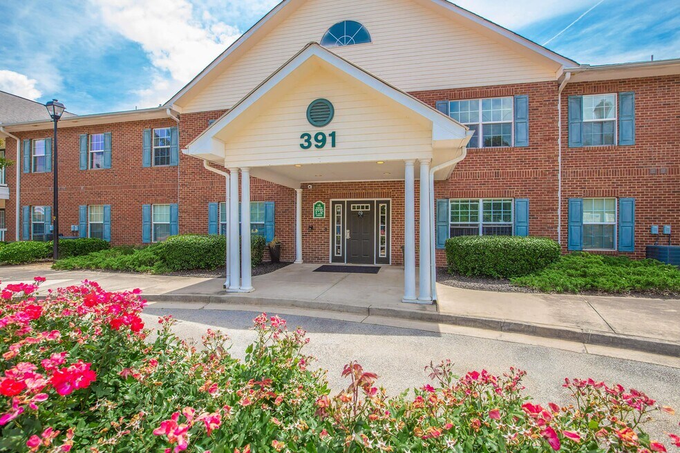 Apartments with Move-In Specials - 2 Rentals | Apartments.com