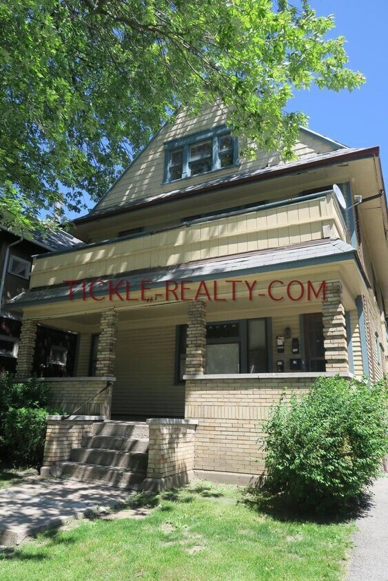 484 Alexander St Unit 3, Rochester, NY 14605 - Room for Rent in ...