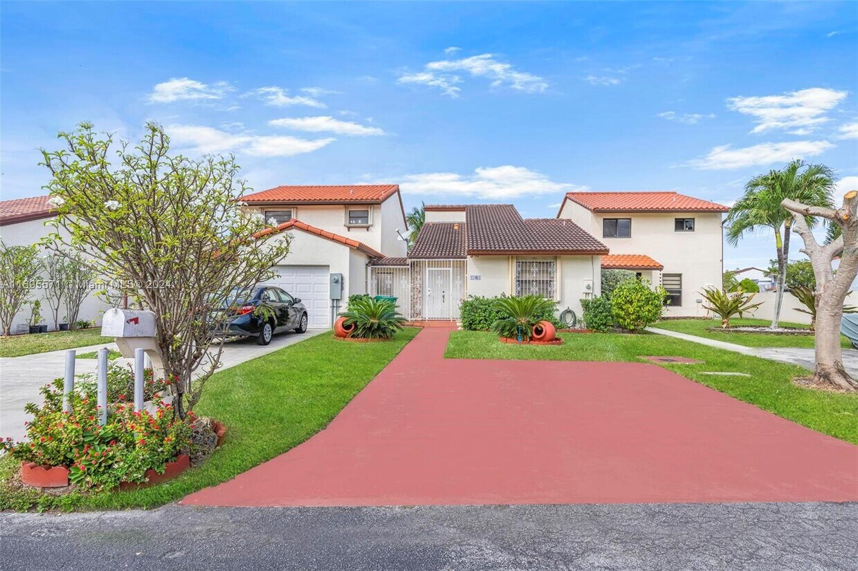 12461 SW 12th Ln, Miami, FL 33184 - House Rental in Miami, FL ...