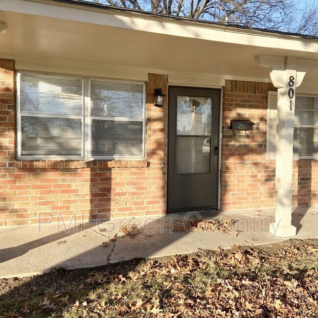 801 Park St, Pryor, OK 74361 - House Rental in Pryor, OK | Apartments.com