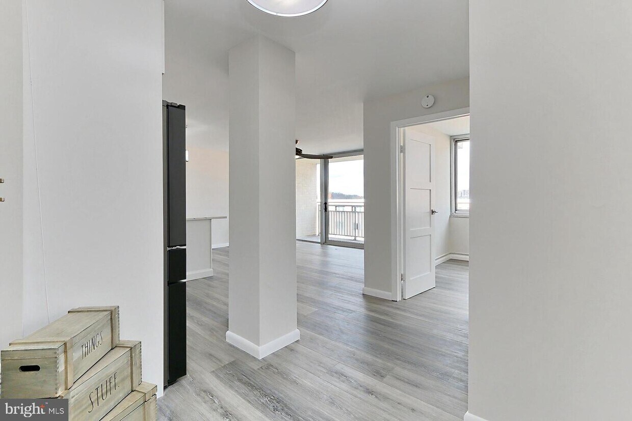 1301 S Arlington Ridge Rd Unit #609, Arlington, VA 22202 - Room for ...