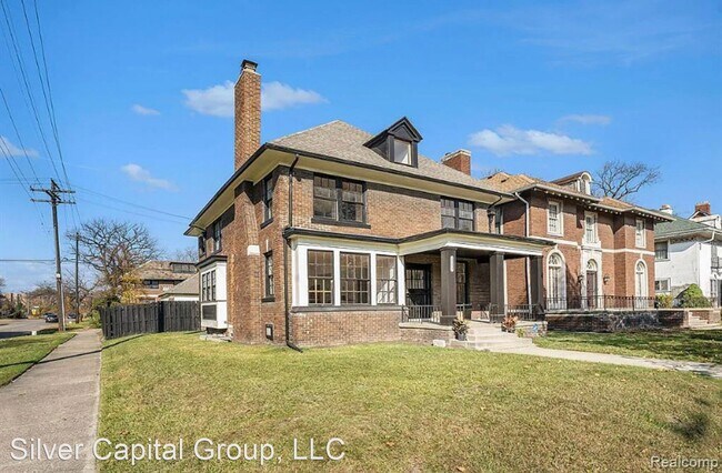 1258 Longfellow St, Detroit, MI 48202 - House Rental in Detroit, MI ...