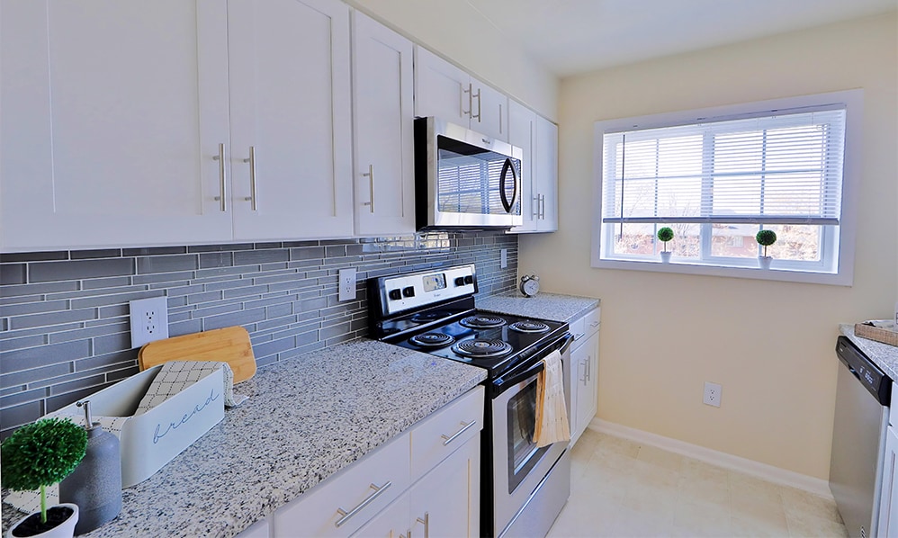 Mount Vernon Square Apartment Homes - 2722 Arlington Dr Alexandria, VA ...