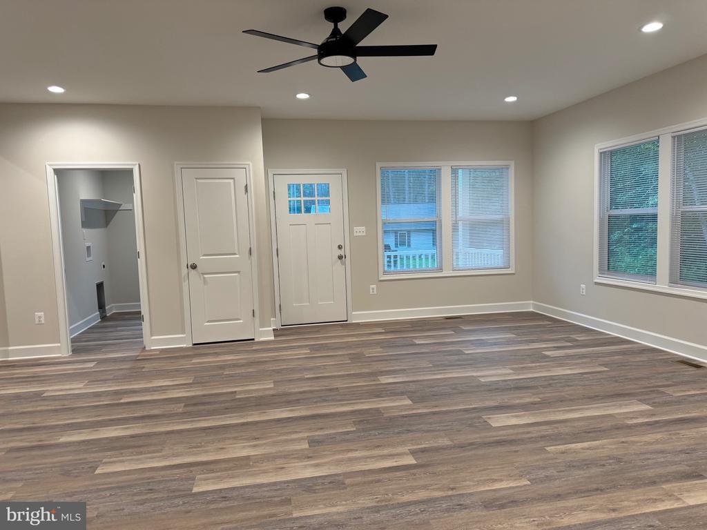 36 Lake Dr, Colonial Beach, VA 22443 - House Rental in Colonial Beach ...