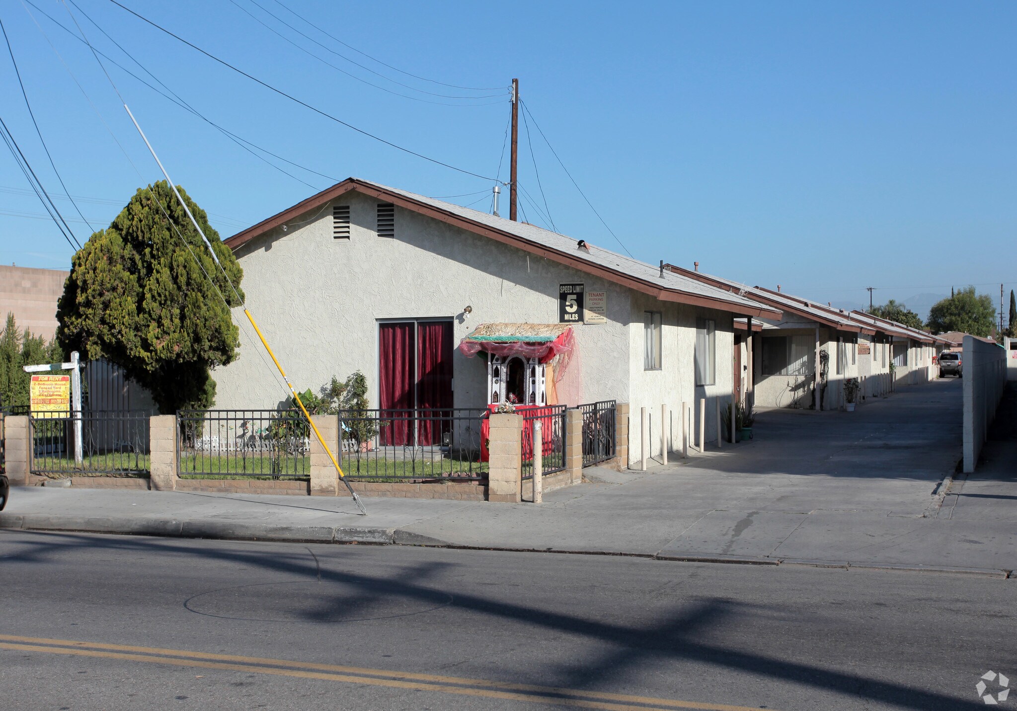 5021 Clara St, Bell, CA 90201 - 5021 Clara St Bell, CA 90201 ...