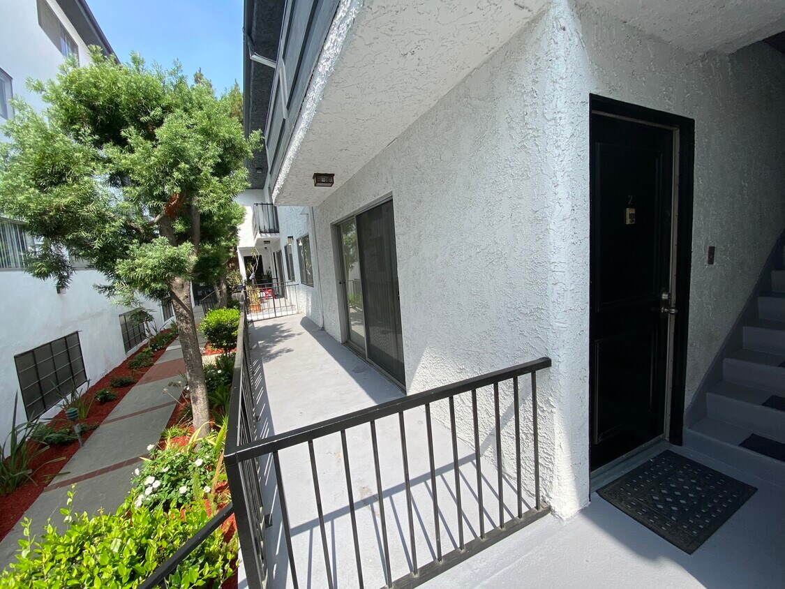 105 N Croft Ave, Los Angeles, CA 90048 - 105 N Croft Ave Los Angeles, CA 90048 | Apartments.com