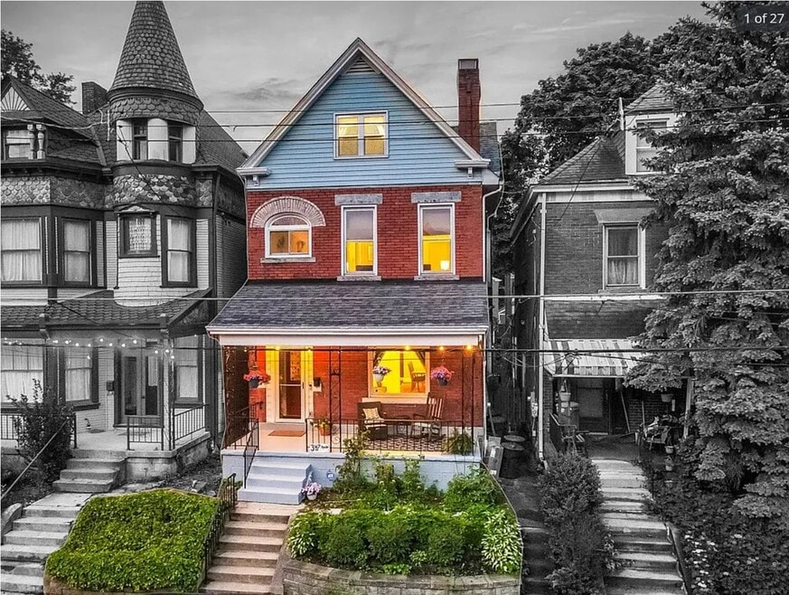 Yacht Club Houses for Rent with High Ceilings - 1 Homes | Apartments.com