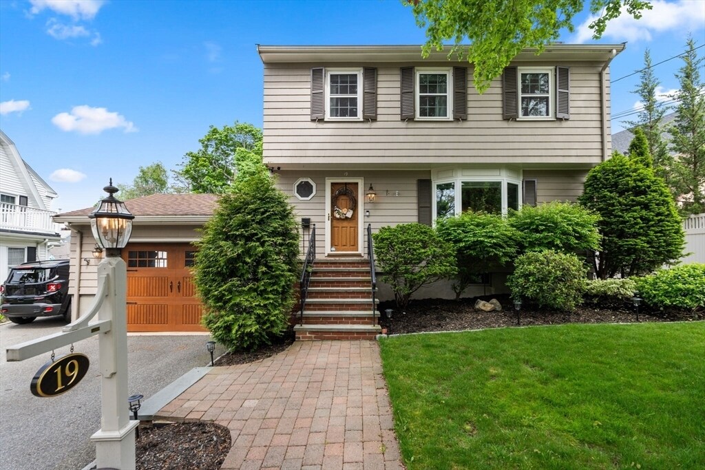 19 Norman Rd, Melrose, MA 02176 - House Rental in Melrose, MA ...