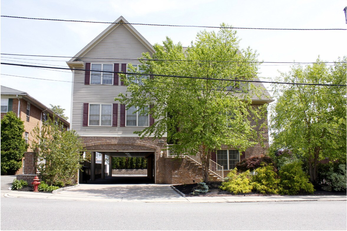 642 Franklin Ave - 642 Franklin Ave Nutley, NJ 07110 | Apartments.com