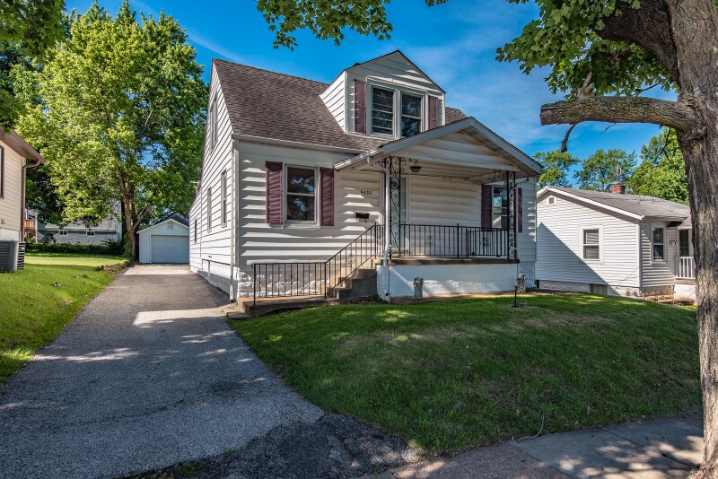 9430 Chester Ave, St. Louis, MO 63114 | Apartments.com