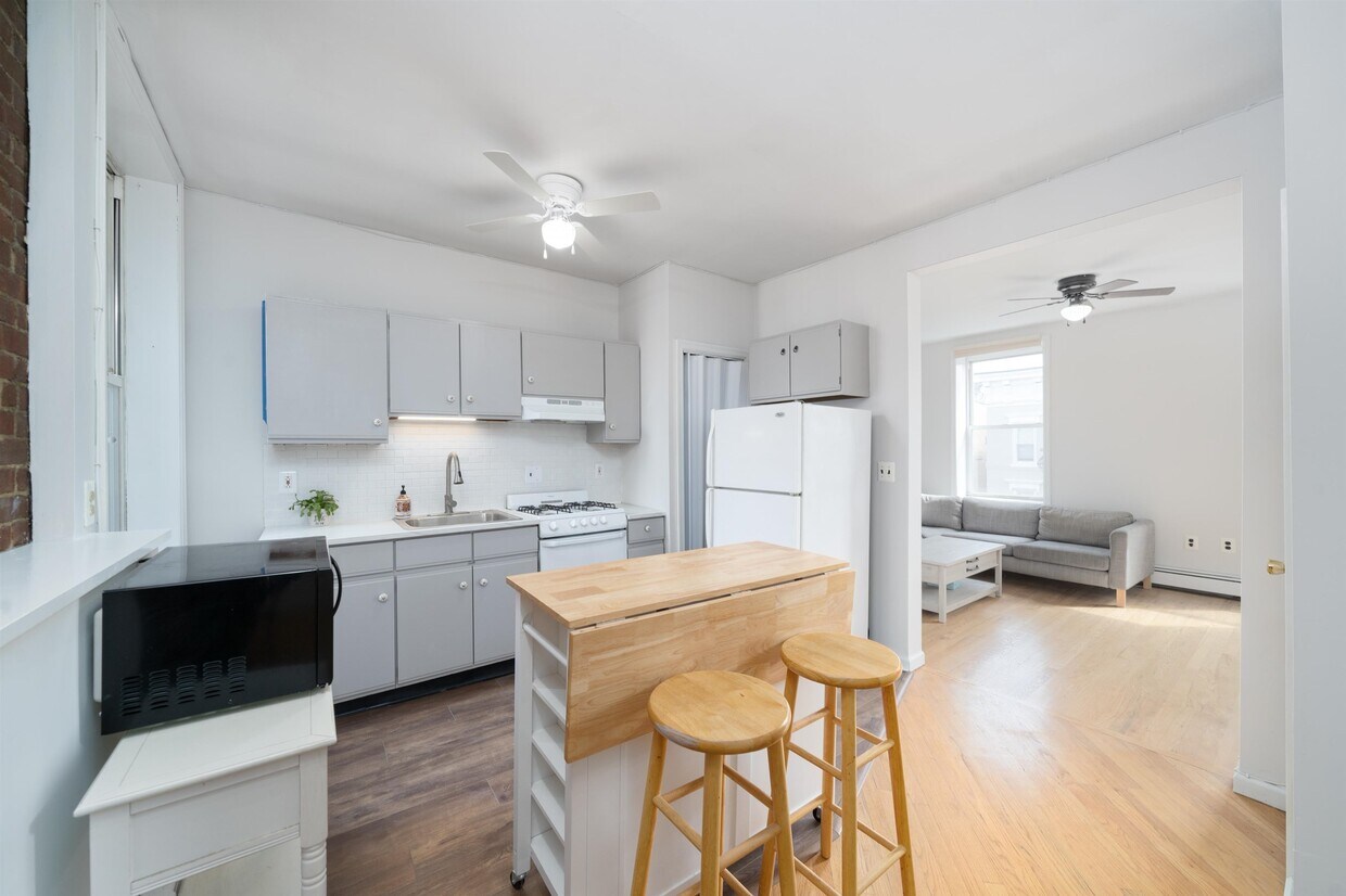 708 Willow Ave Unit 5B, Hoboken, NJ 07030 - Condo for Rent in Hoboken, NJ | Apartments.com