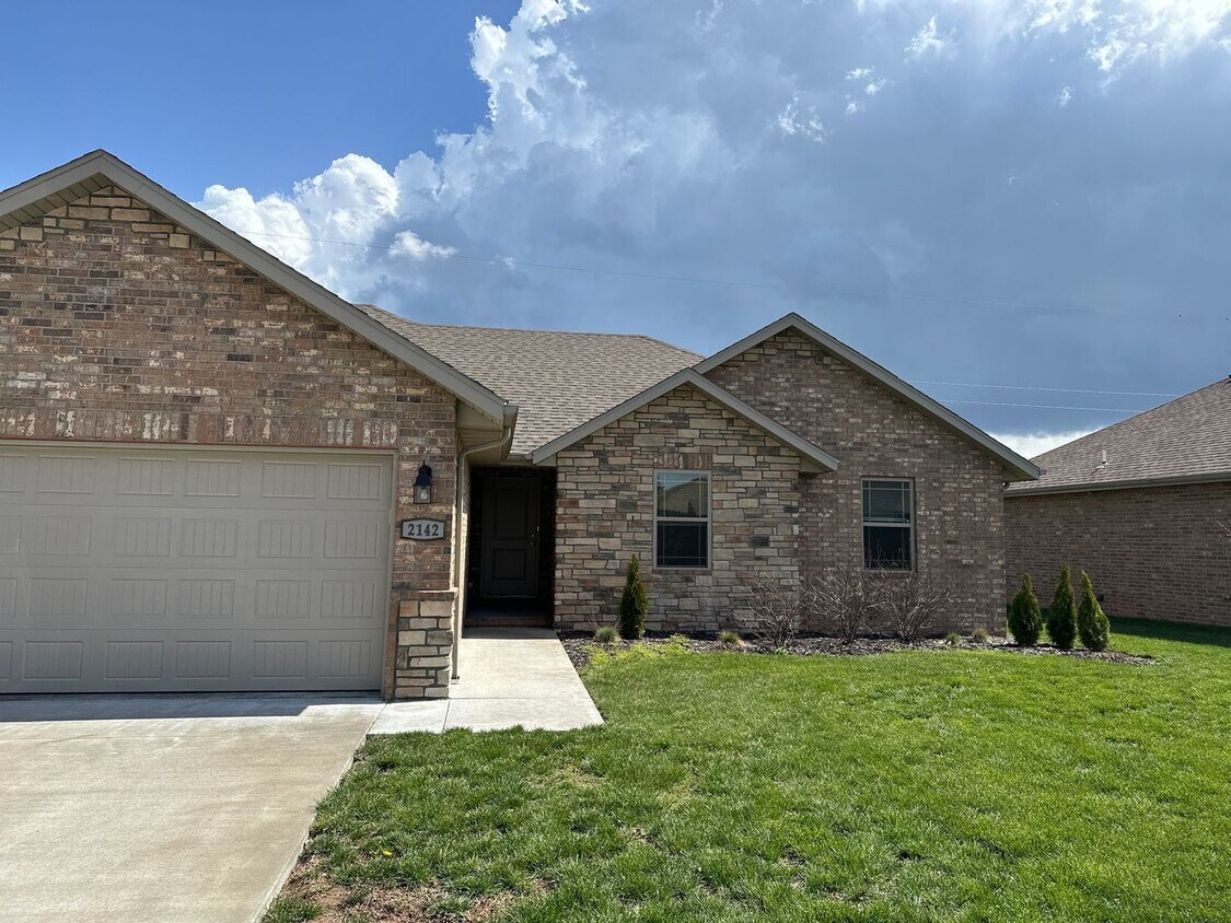 2142 N Boardwalk Ave, Strafford, MO 65757 - House Rental in Strafford ...