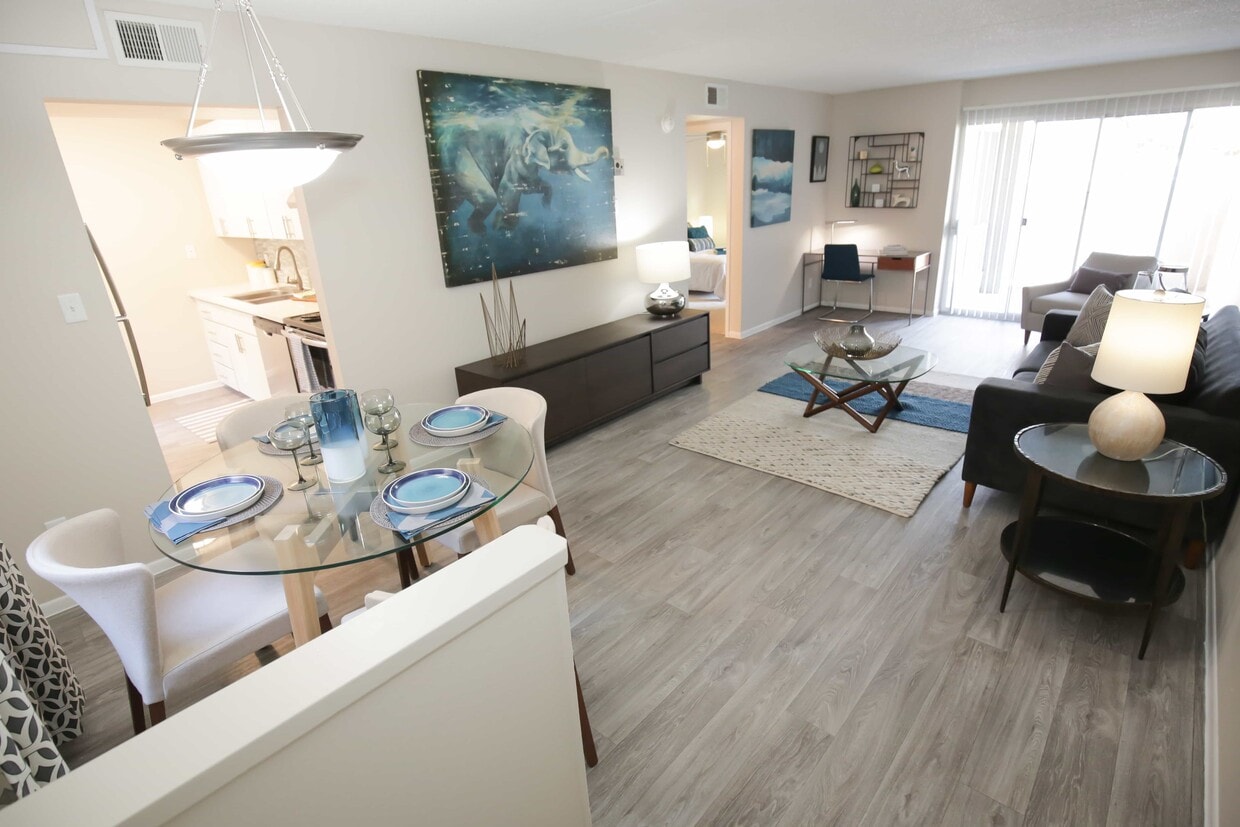 Arcadia Villa Apartments - 3915 E Camelback Rd Phoenix, AZ 85018 ...