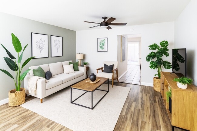 Townhomes for Rent in Jackson Triangle, Hayward | Apartments.com