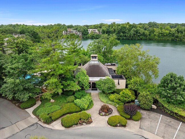 1452 Cliff Ct Unit C, Columbus, OH 43204 - Condo for Rent in Columbus ...