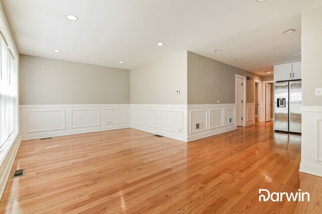 4555 S Lawler Ave, Chicago, IL 60638 | Apartments.com