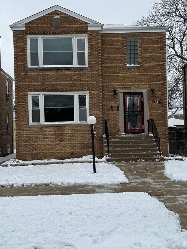 8812 S Harper Ave, Chicago, IL 60619 - House Rental in Chicago, IL | Apartments.com