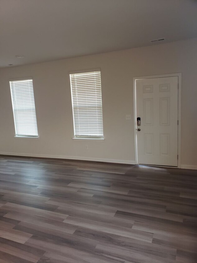 3204 Glenn Hope Wy, Matthews, NC 28104 - Townhome Rentals in Matthews ...
