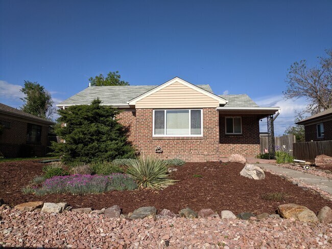 Park View Townhouses for Rent - Denver, CO - 6 Townhouses | Apartments.com