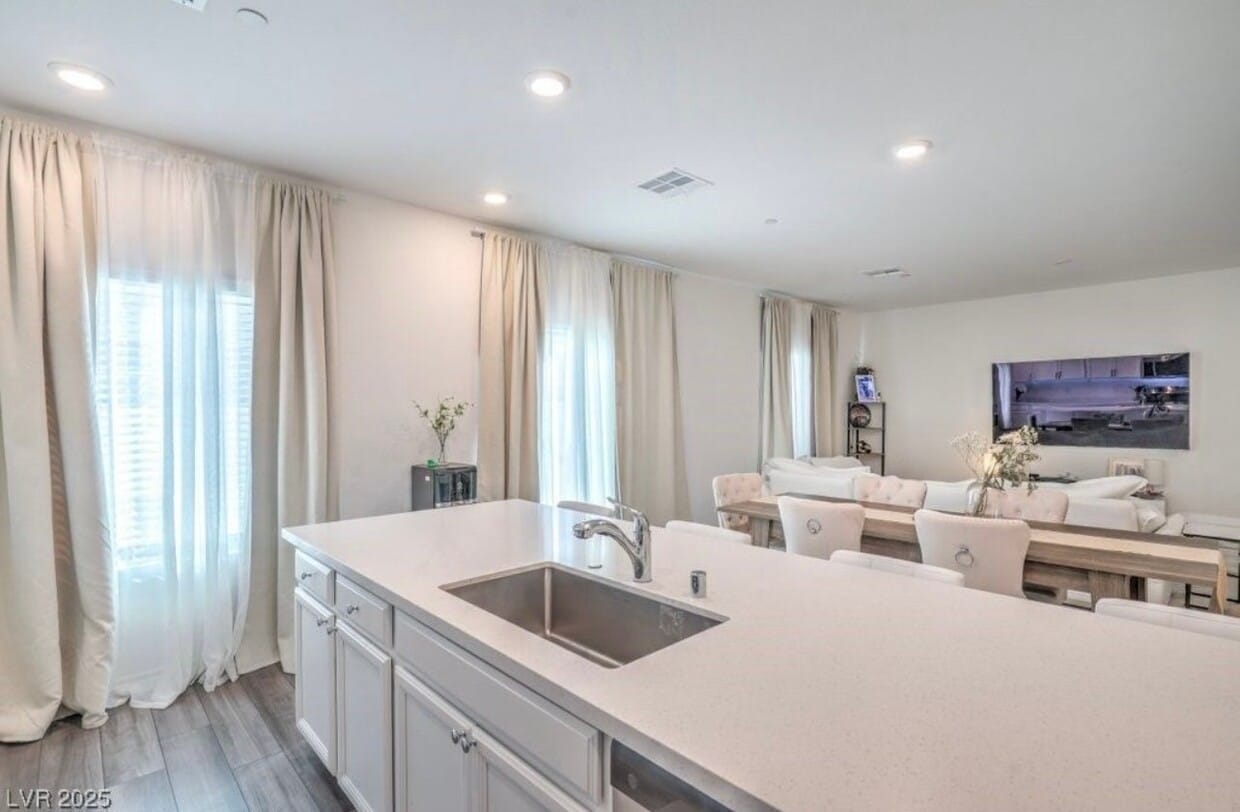 7318 N Decatur Blvd, Las Vegas, NV 89131 | Apartments.com