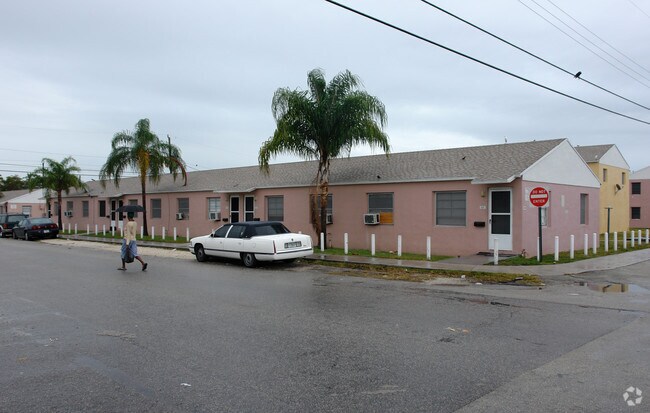 The apartment complex is located in Liberty City.