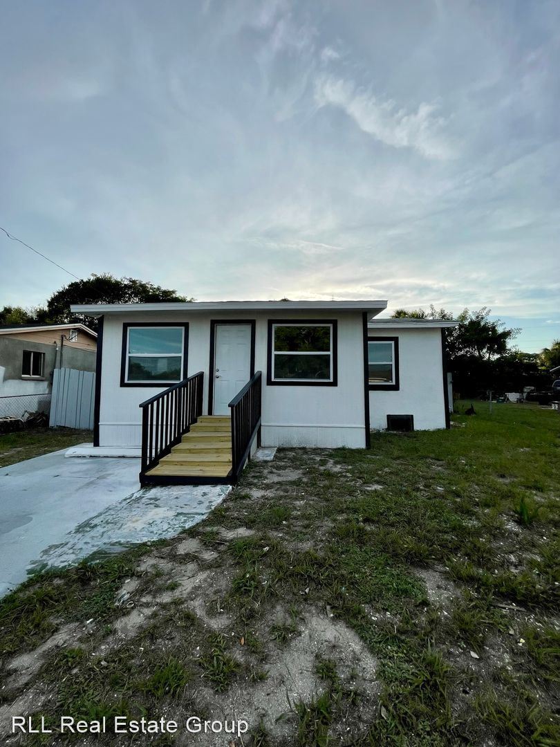 1610 Craig Ave, Titusville, FL 32780 - House Rental in Titusville, FL ...