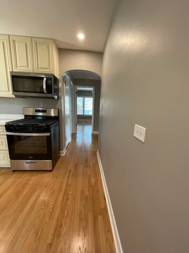 1271 N Northwest Hwy Unit 2nd floor, Park Ridge, IL 60068 - Apartments ...