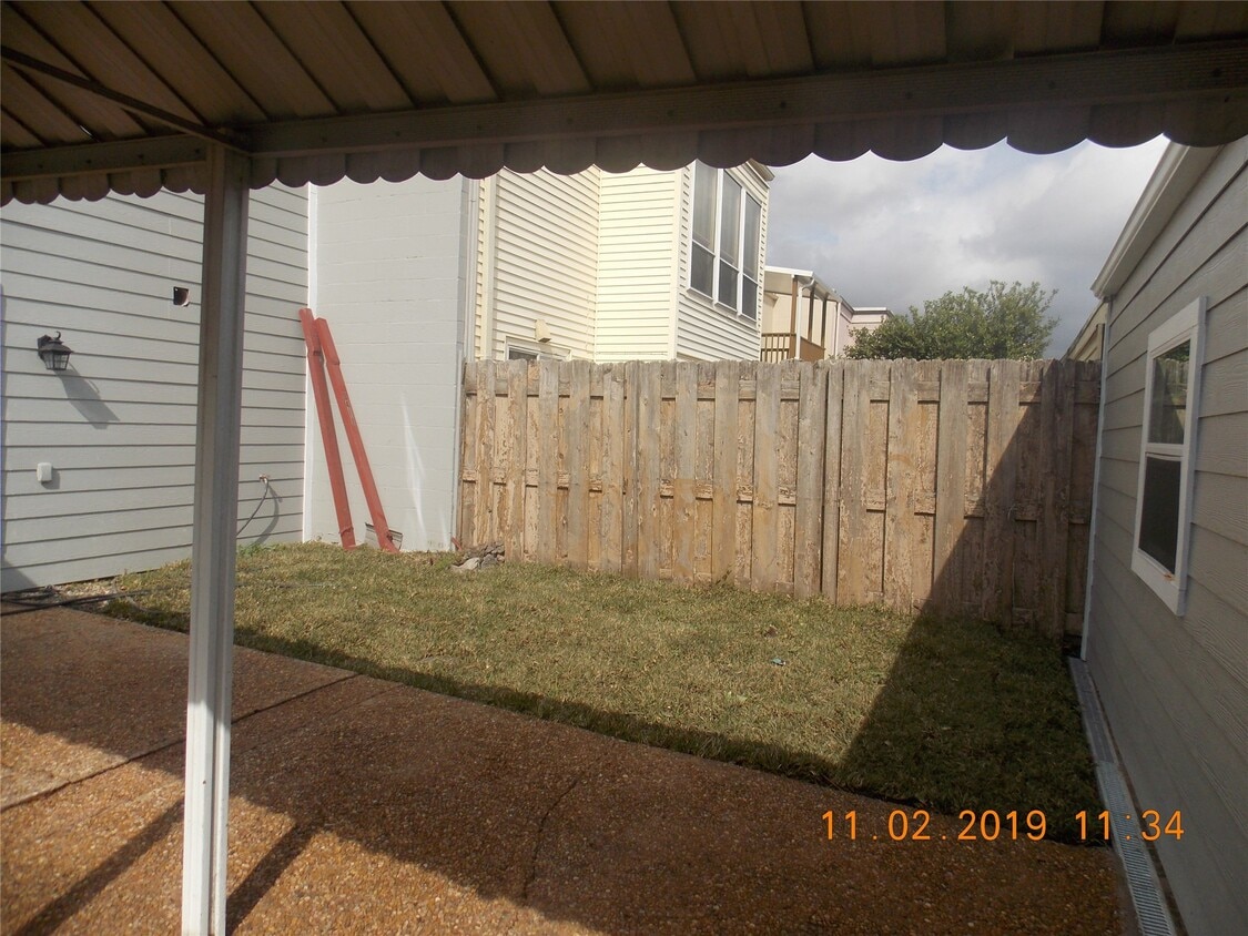 9411 Bassoon Dr, Houston, TX 77025 - Condo for Rent in Houston, TX ...