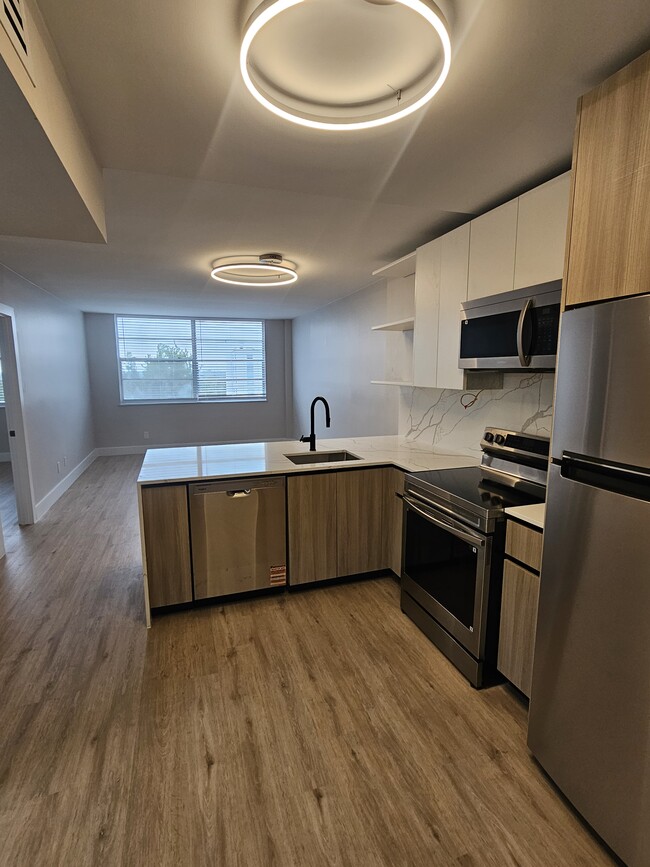 Aliro - 14000 Biscayne Blvd North Miami, FL 33181 | Apartments.com