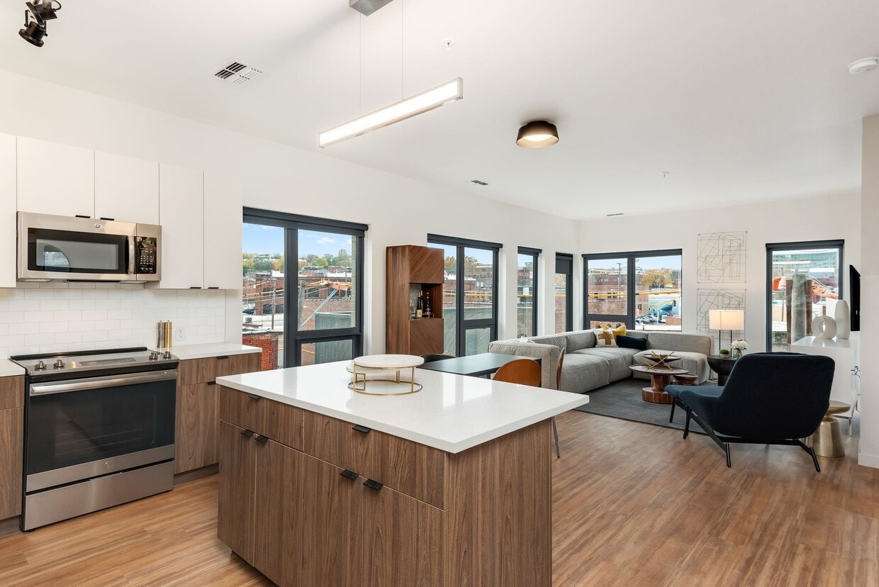 Arterra KC Alton Collection - 2100 Wyandotte St Kansas City, MO 64108 ...