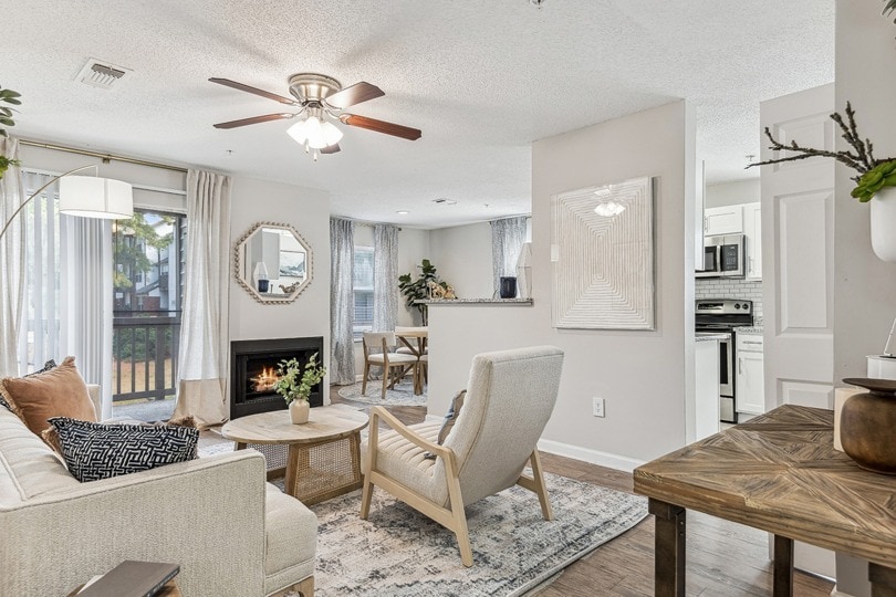 Lake Taylor Pointe Apartment Homes - 1060 Kempsville Rd Norfolk, VA ...