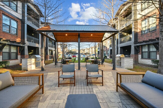 The Standard - Apartments in Dallas, TX | Apartments.com