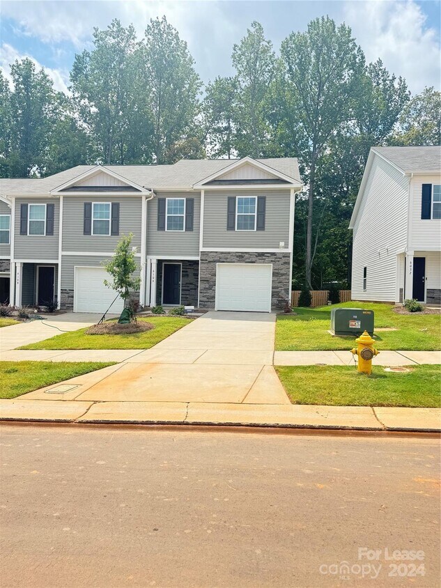 6104 Faron Wy, Charlotte, NC 28262 - Townhome Rentals in Charlotte NC ...