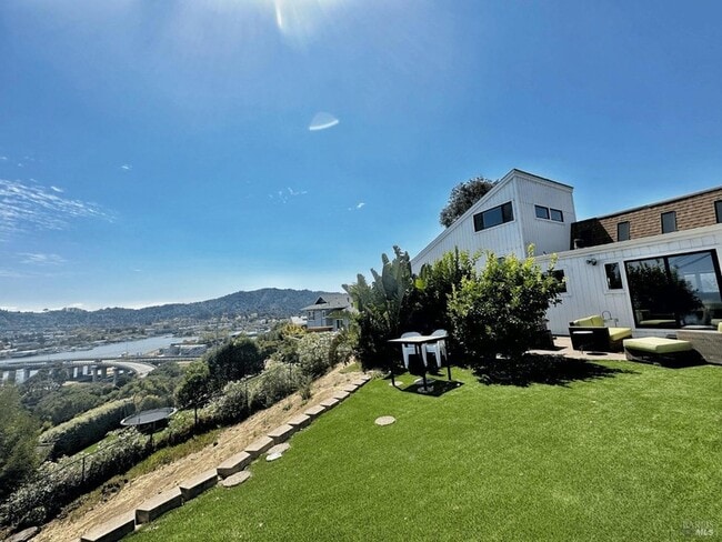 58 Vía La Cumbre, Larkspur, CA 94904 | Apartments.com