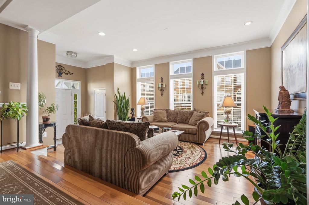 43002 Marburg Terrace, Broadlands, VA 20148 - Townhome Rentals in ...