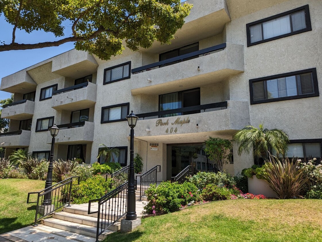 Maple Drive Apartments - Apartments in Beverly Hills, CA | Apartments.com