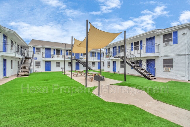 11211 S Post Oak Rd Unit 2 bedroom 9, Houston, TX 77035 - Condo for ...