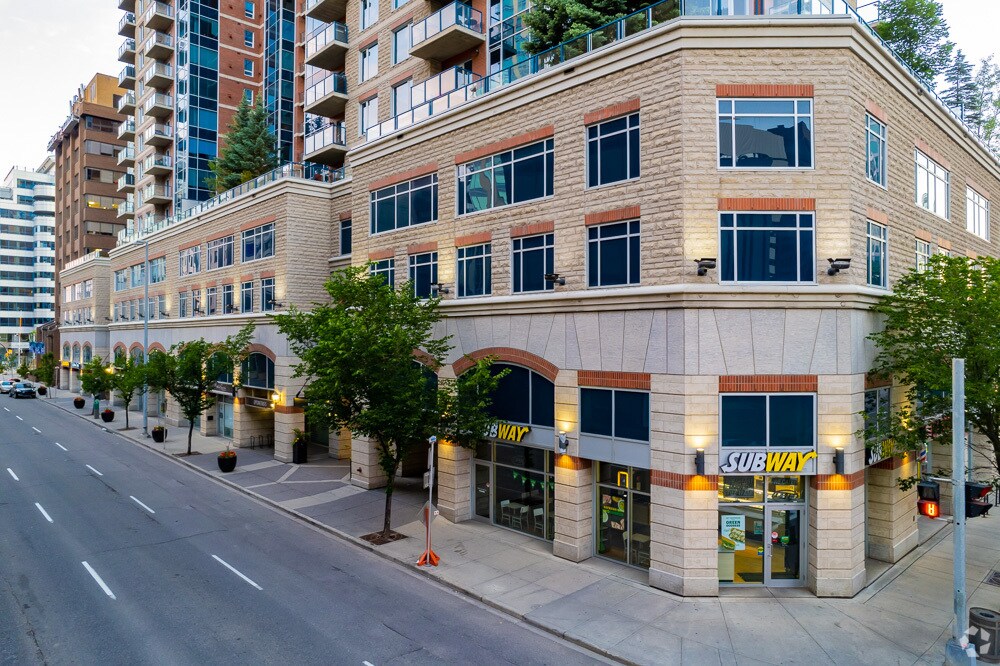 Five West Condos Apartments - 910-920 5th Ave Sw Calgary, AB ...