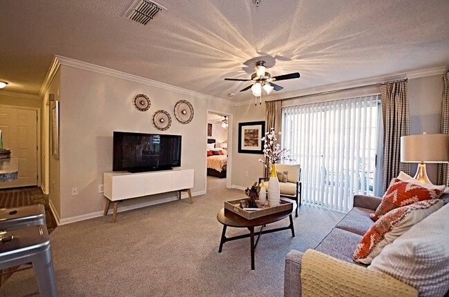 SHADOW RIDGE - Apartments at 950 Lake Ridge Pky Riverdale, GA ...