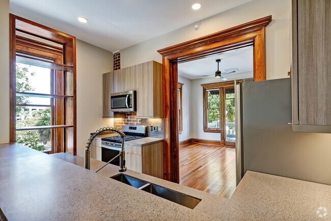 Midtown Jacksonville Apartments for Rent with Hardwood Floors ...